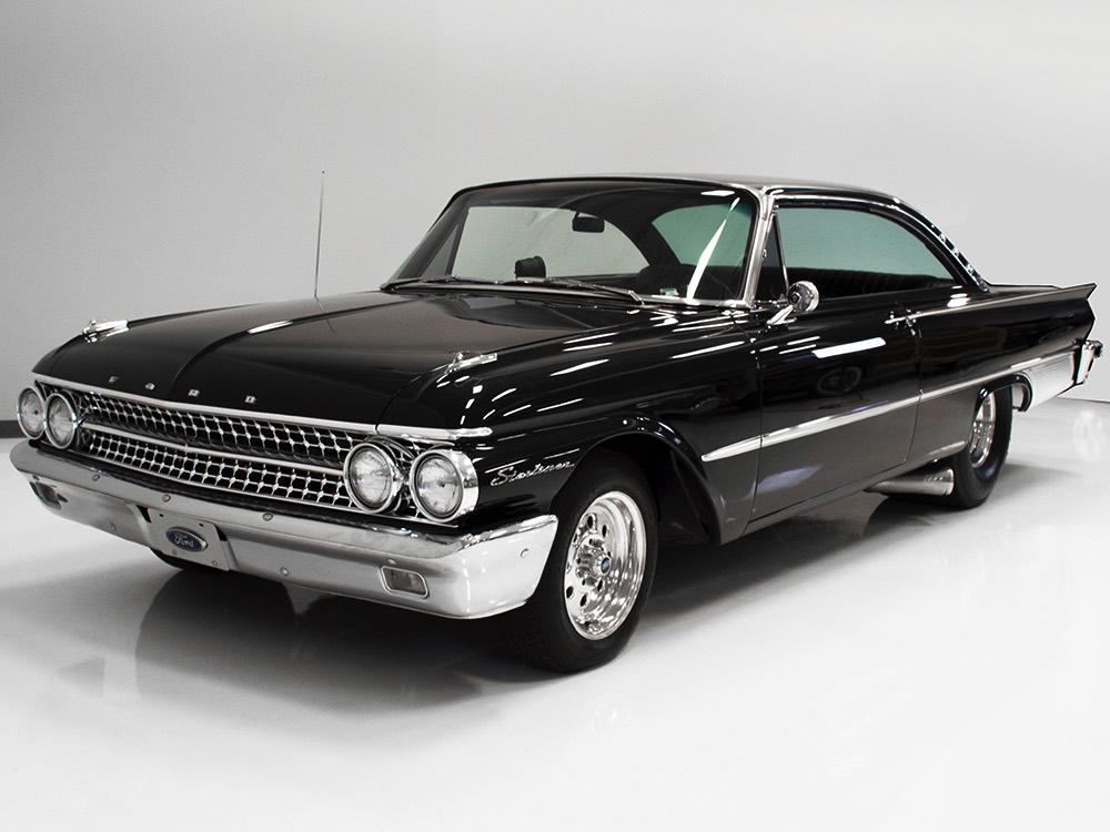 Harwood Motors :: 1961 Ford Galaxie Starliner - SOLD