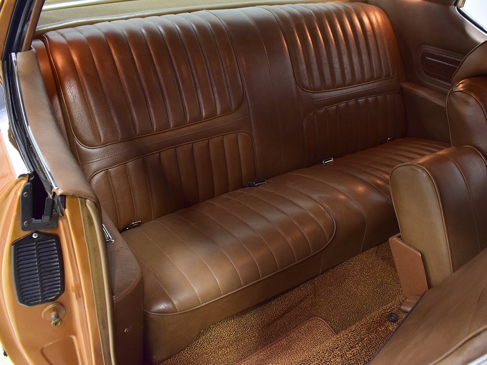 Harwood Motors :: 1972 Oldsmobile Cutlass Supreme Hardtop - SOLD