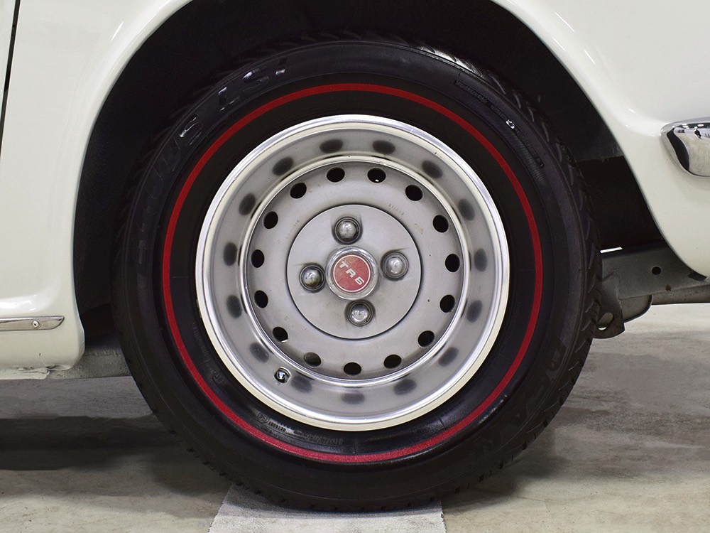 Harwood Motors :: 1974 Triumph TR6 - SOLD