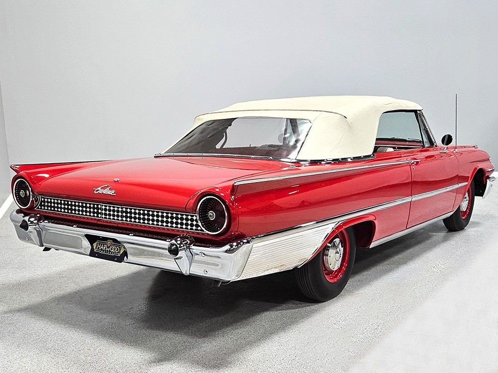 Harwood Motors :: 1961 Ford Galaxie Sunliner - SOLD